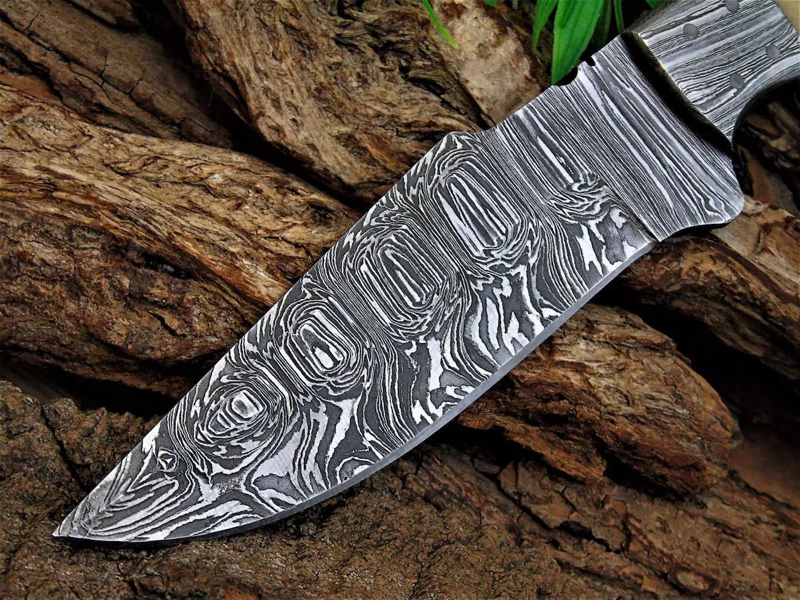 How to Acid Etch a Damascus Knife for a Fresh, Striking Look | KBS ...